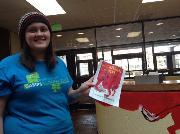 Melville Library Galleria Info Desk Gets a New Look | Stony Brook ...