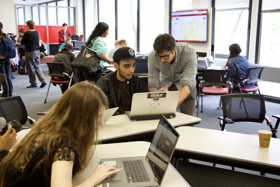 SBU Libraries hosts campus Map-athon event to assist Puerto Rico ...